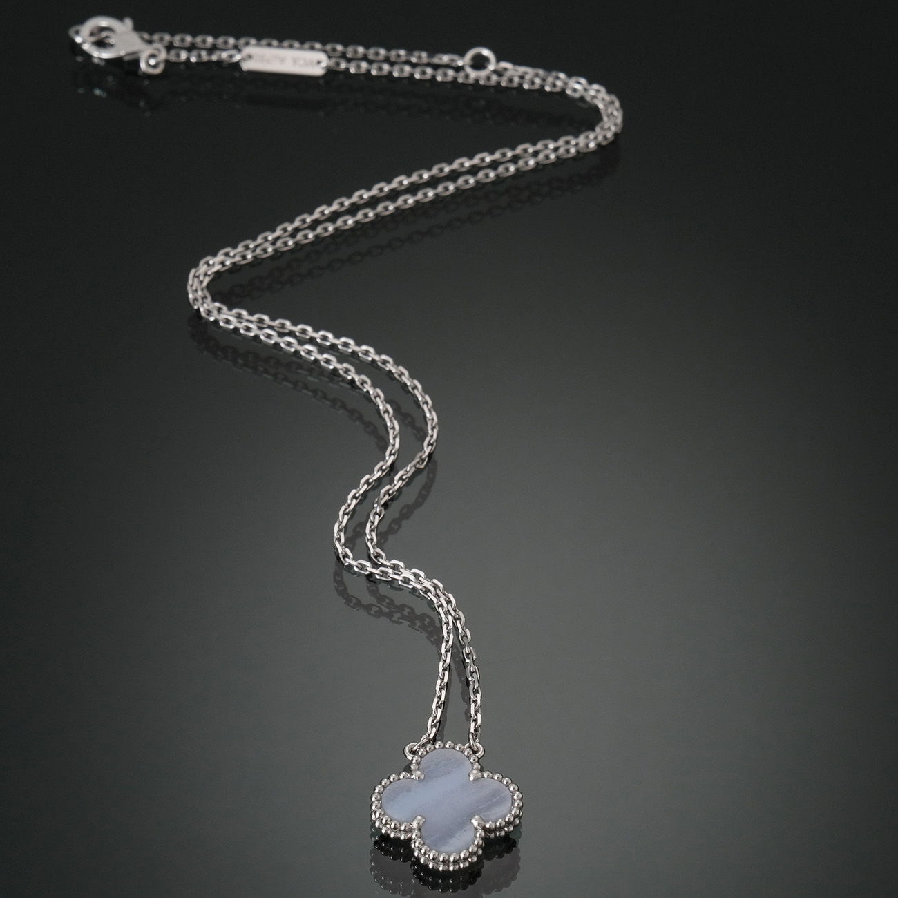 신품급 중고명품 캉카스백화점